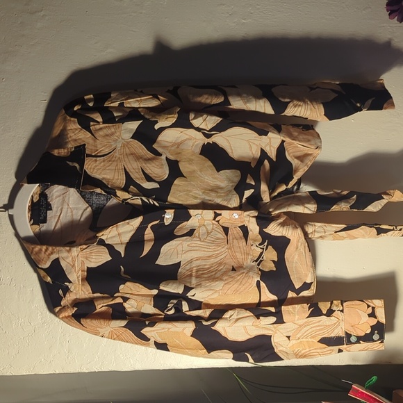 Rachel Zoe | Tops | Rachel Zoe Linen Black And Yellow Cropped Top With ...